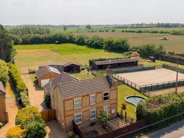 4 Bedroom Detached House