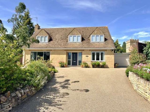 4 Bedroom Detached House