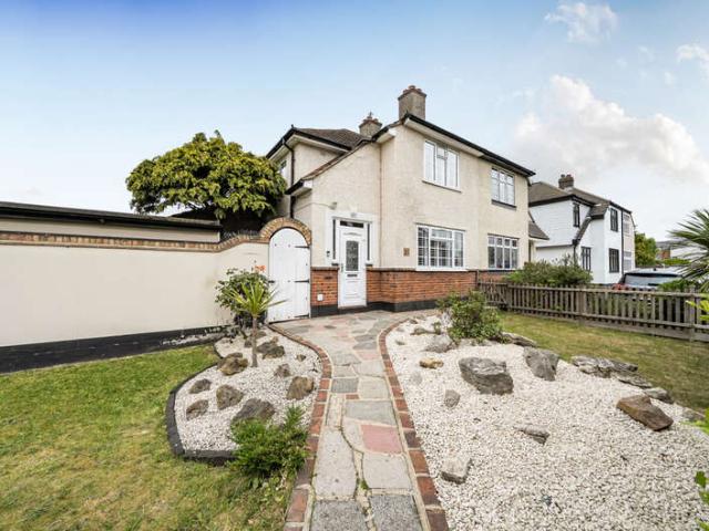 4 Bedroom Detached House