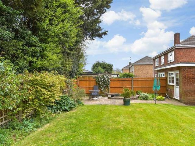 4 Bedroom Detached House