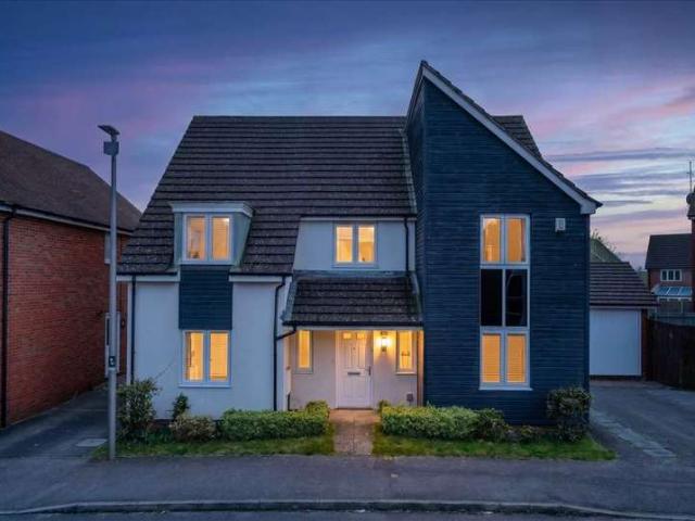 4 Bedroom Detached House