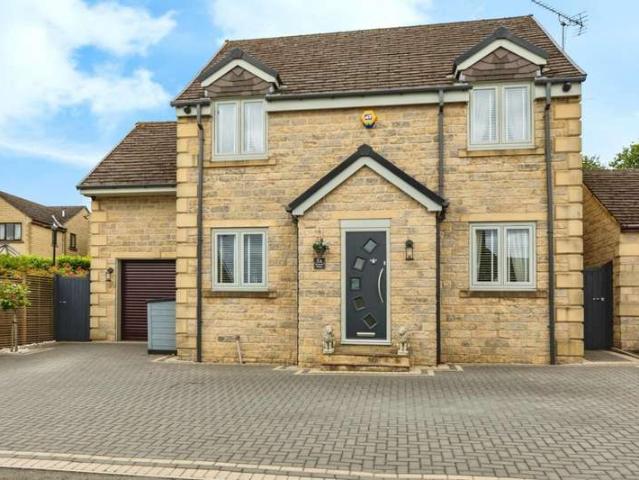4 Bedroom Detached House