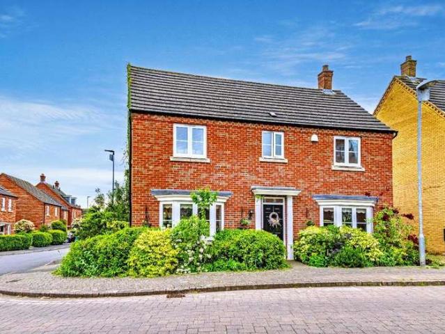 4 Bedroom Detached House
