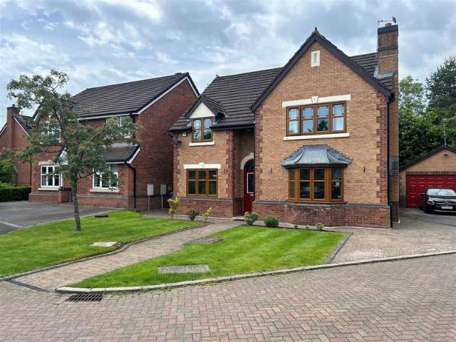 4 Bedroom Detached House