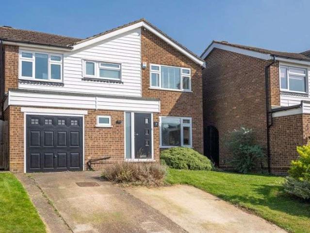 4 Bedroom Detached House