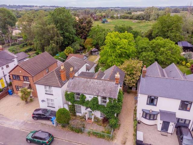 4 Bedroom Detached House