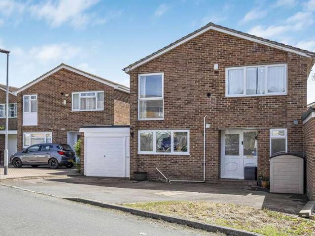 4 Bedroom Detached House