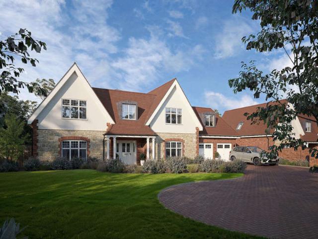 4 Bedroom Detached House