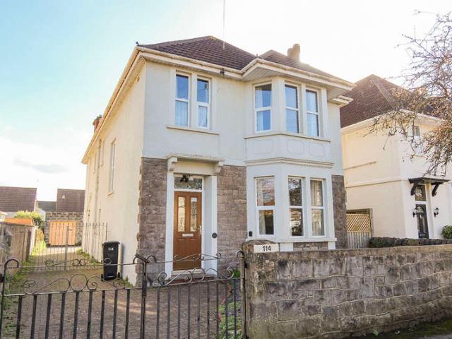 4 Bedroom Detached House