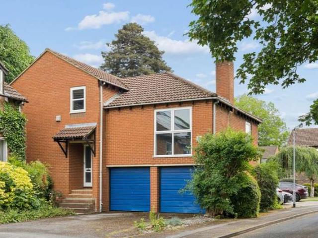 4 Bedroom Detached House