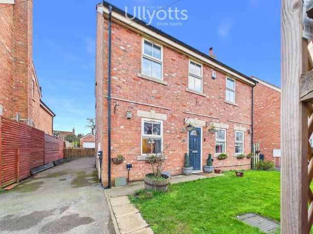 4 Bedroom Detached House