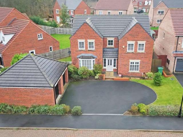 4 Bedroom Detached House