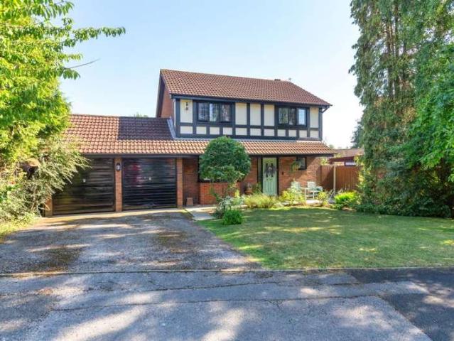4 Bedroom Detached House