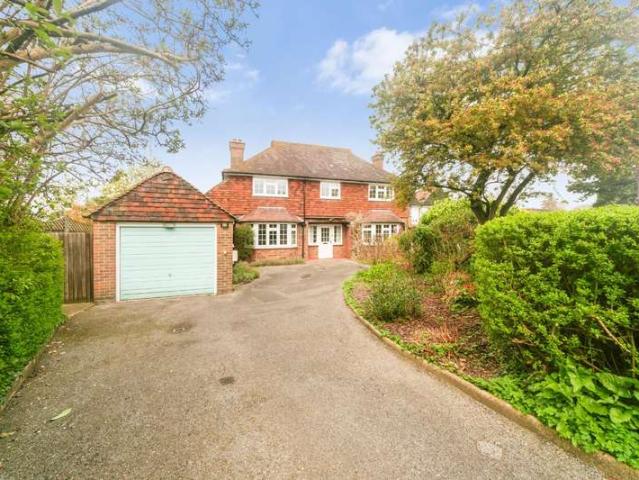 4 Bedroom Detached House
