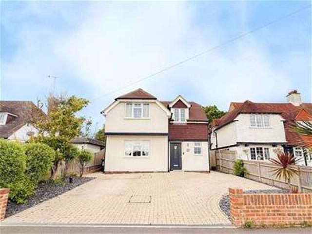 4 Bedroom Detached House