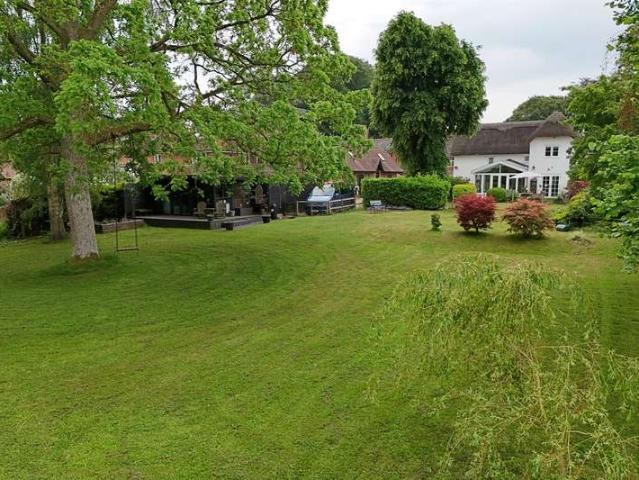 4 Bedroom Detached House