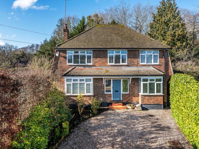 4 Bedroom Detached House