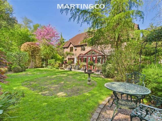 4 Bedroom Detached House