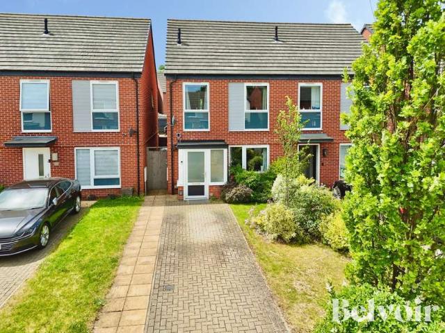 4 Bedroom Detached House