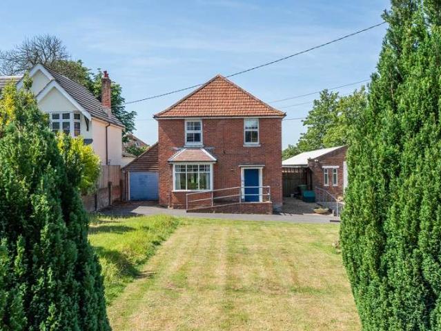 4 Bedroom Detached House
