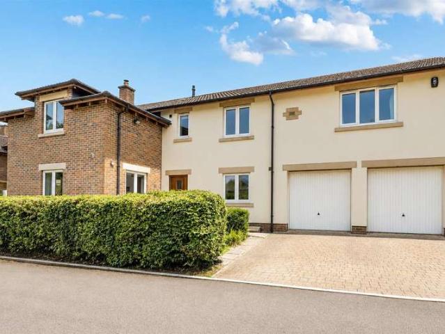 4 Bedroom Detached House