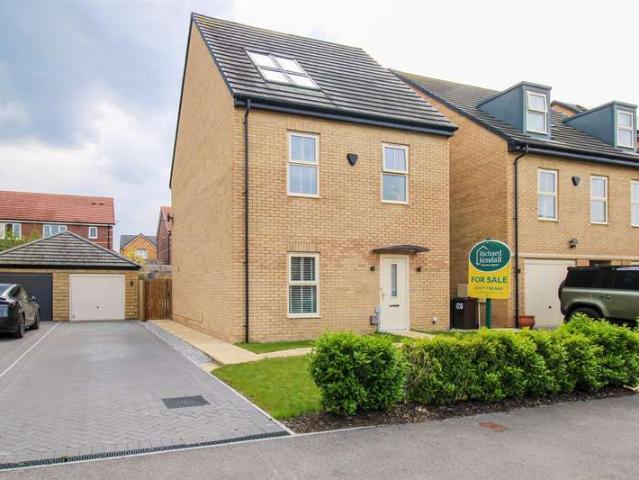 4 Bedroom Detached House
