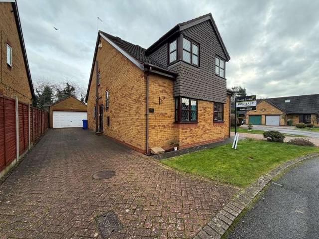 4 Bedroom Detached House