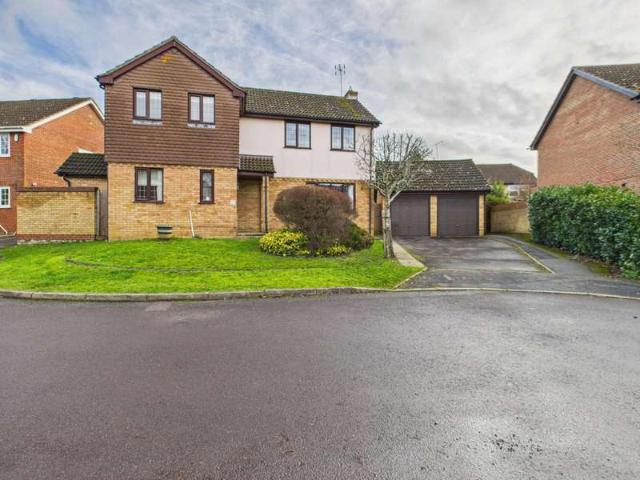 4 Bedroom Detached House