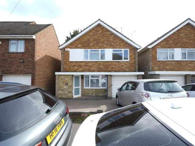 4 Bedroom Detached House