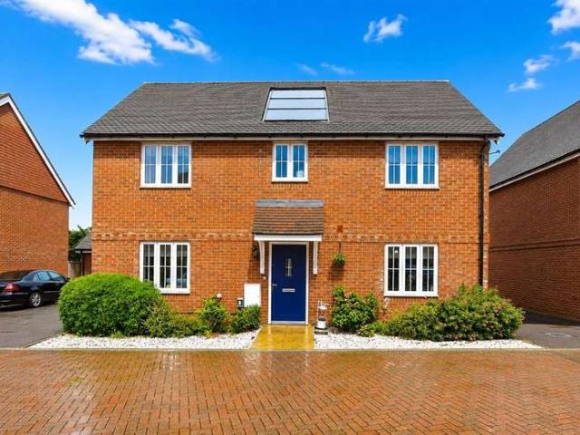 4 Bedroom Detached House