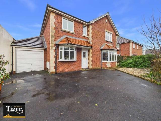 4 Bedroom Detached House