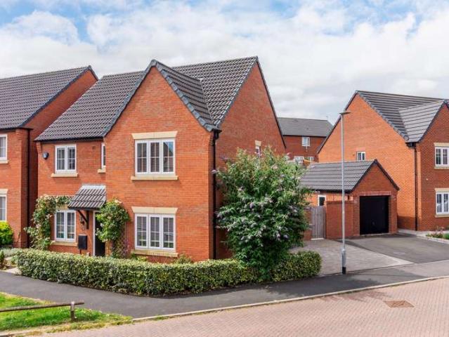 4 Bedroom Detached House
