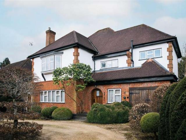 4 Bedroom Detached House