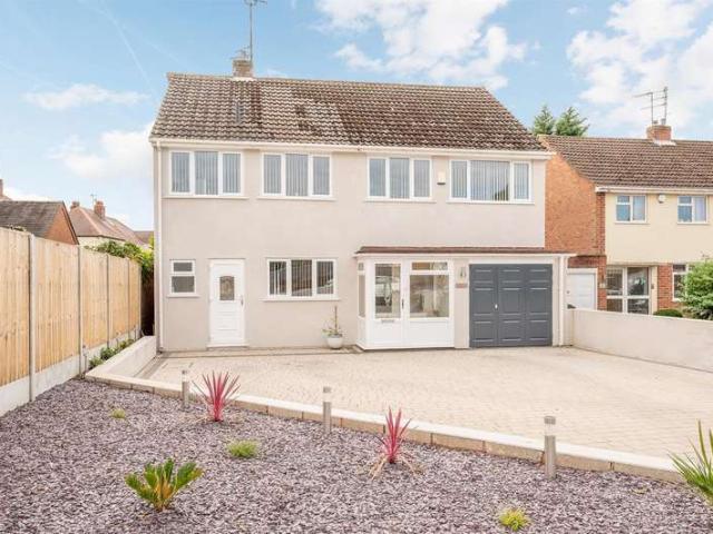 4 Bedroom Detached House