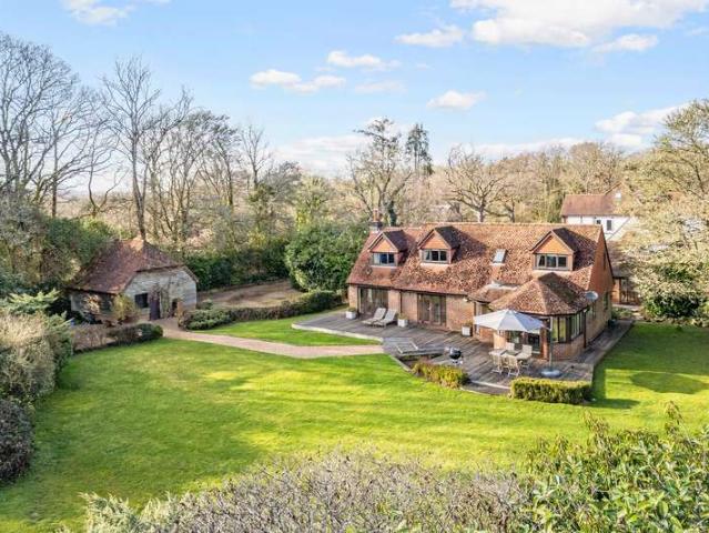 4 Bedroom Detached House