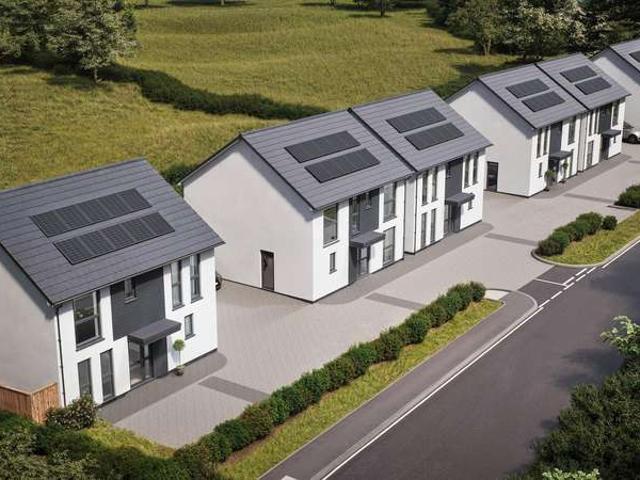 4 Bedroom Detached House