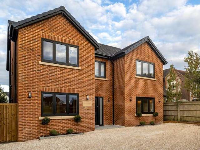 4 Bedroom Detached House