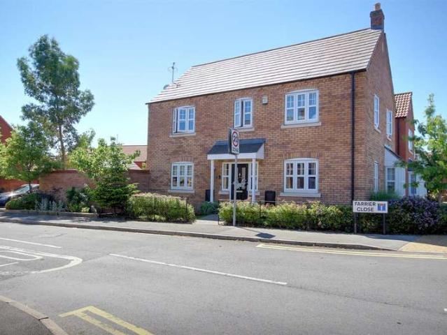 4 Bedroom Detached House