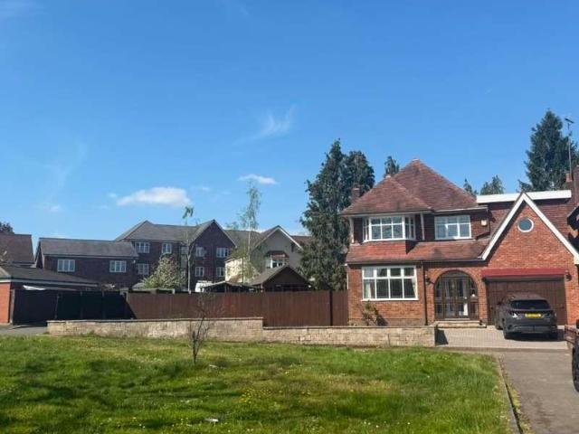 4 Bedroom Detached House