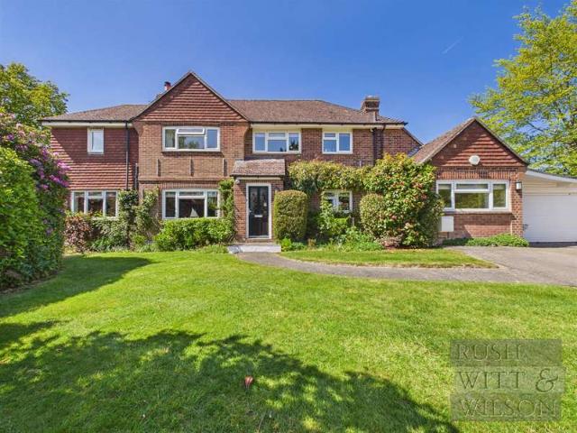4 Bedroom Detached House