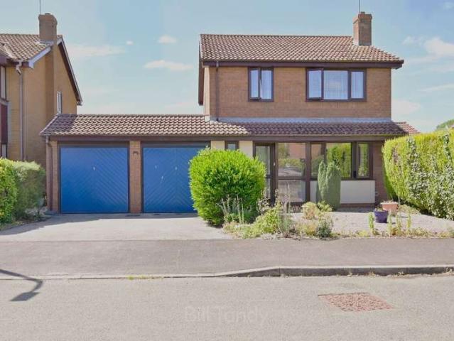 4 Bedroom Detached House