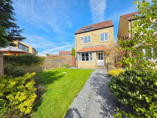 4 Bedroom Detached House
