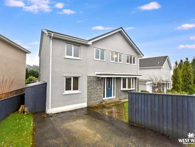 4 Bedroom Detached House