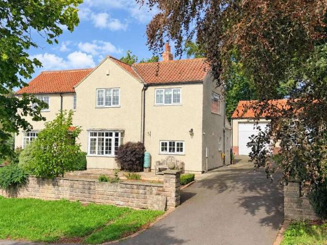4 Bedroom Detached House
