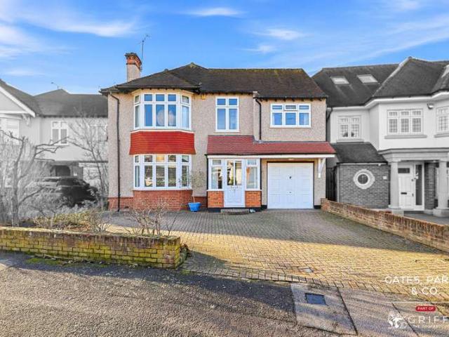 4 Bedroom Detached House
