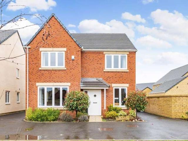 4 Bedroom Detached House
