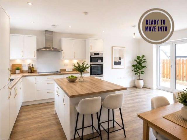 4 Bedroom Detached House