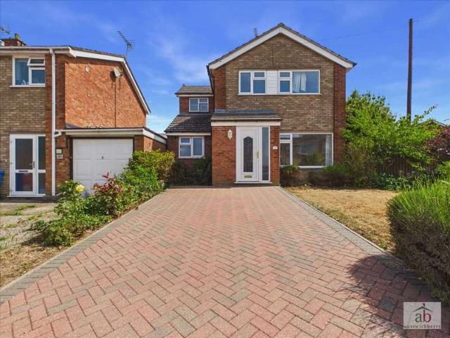 4 Bedroom Detached House
