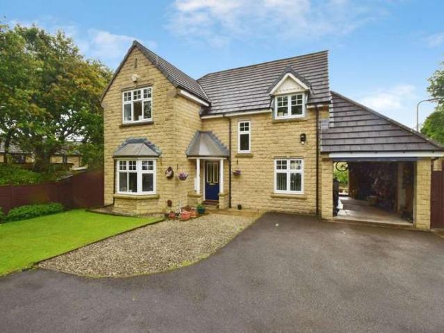 4 Bedroom Detached House