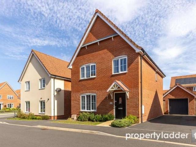 4 Bedroom Detached House